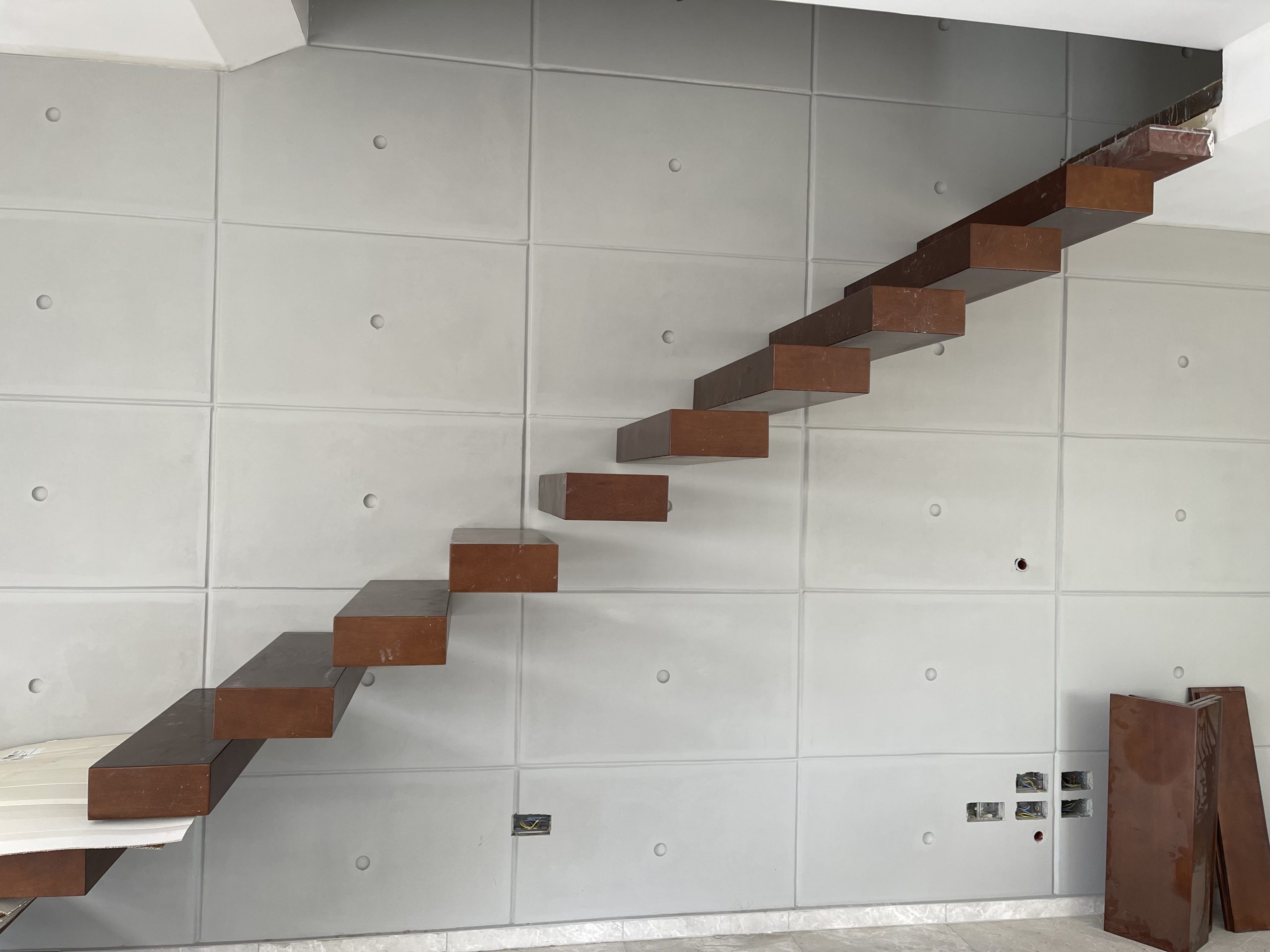 FARE FACE ΜΕ 1 ΤΡΥΠΑ Η ΧΩΡΙΣ - CrossWise Cypus